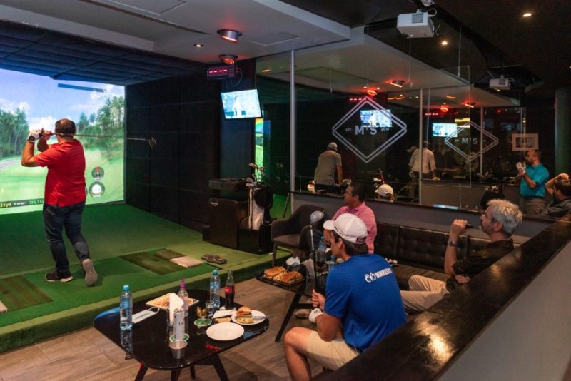 Golfzon: acercando el golf - Mulligan's Golf Bar & Restaurant