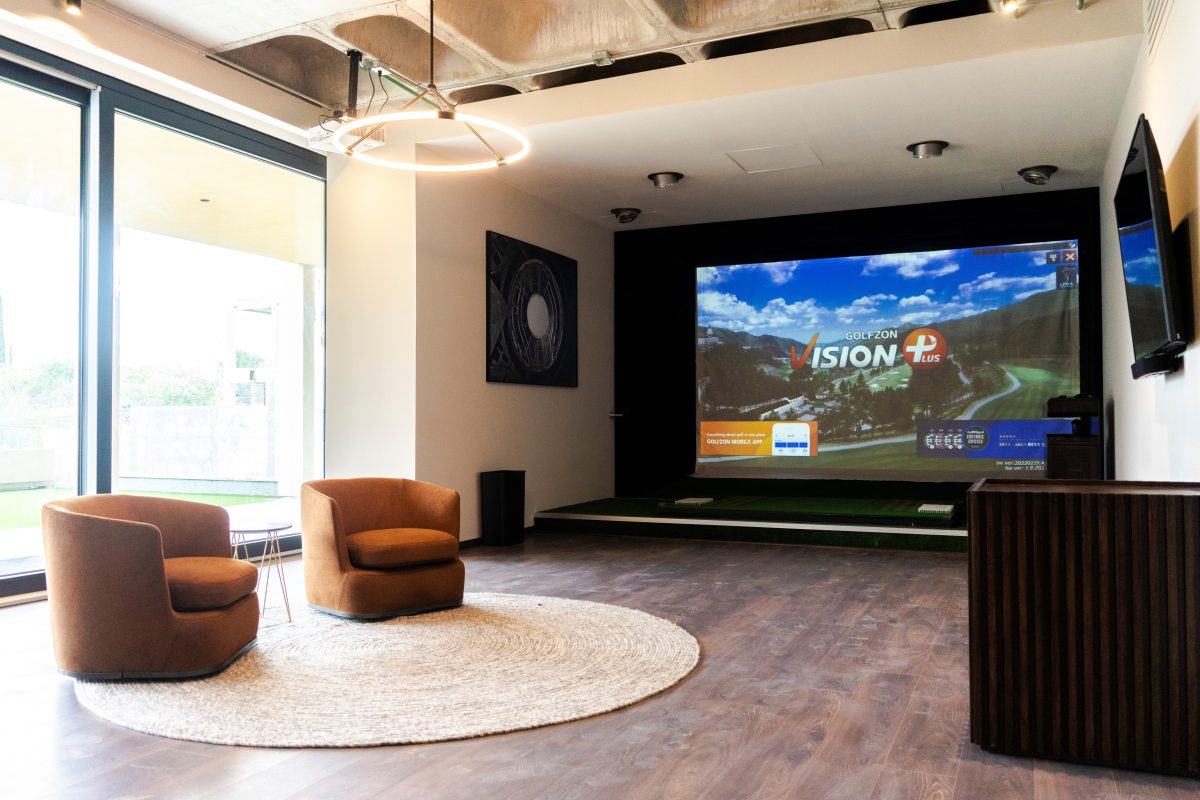 Para amenidades, Golfzon es la mejor opción - Mulligan's Golf Bar ...